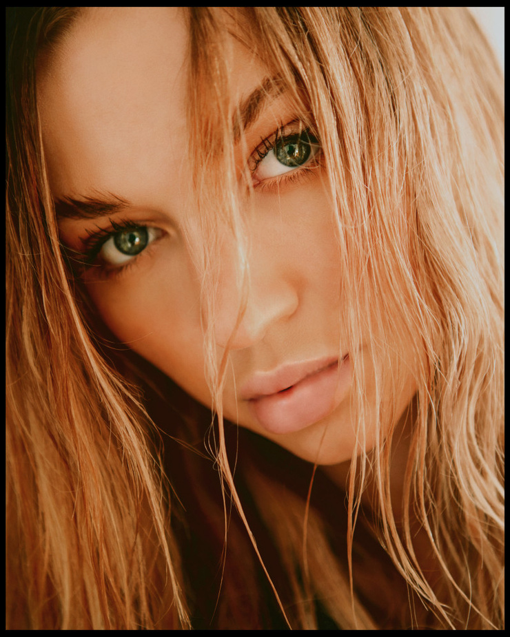 Picture of Erika Costell