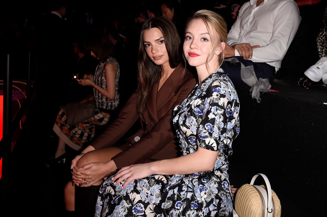 Picture of Emily Ratajkowski