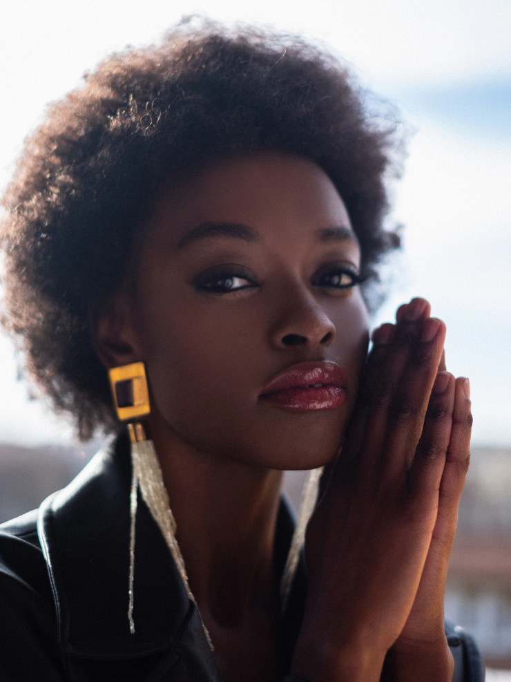 Picture of Anne Barreto