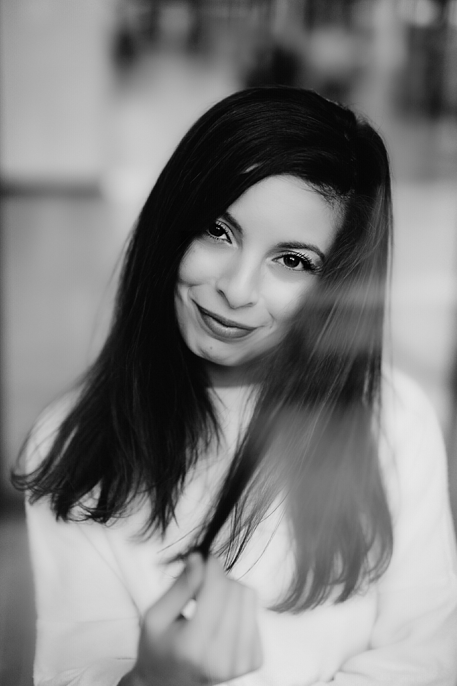 Picture of Asli Helvaci