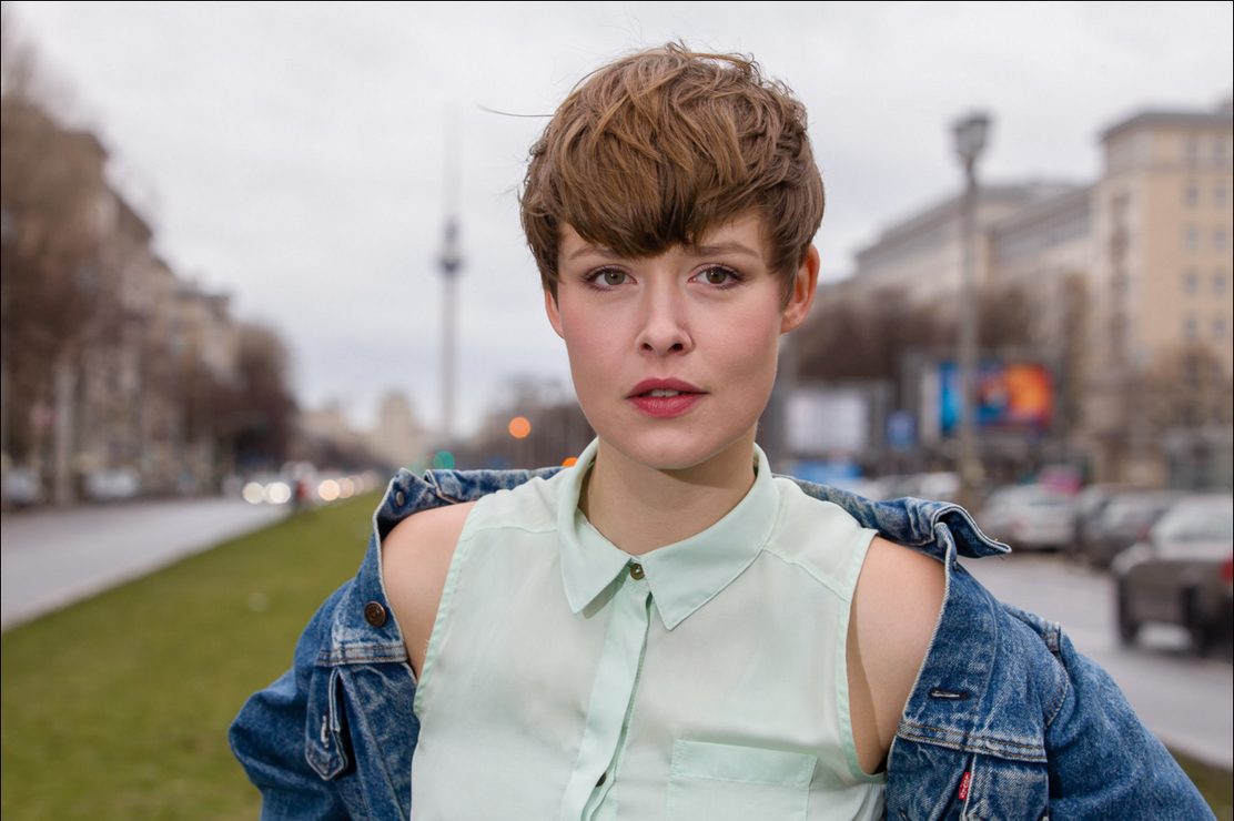 Picture of Laura Louisa Garde