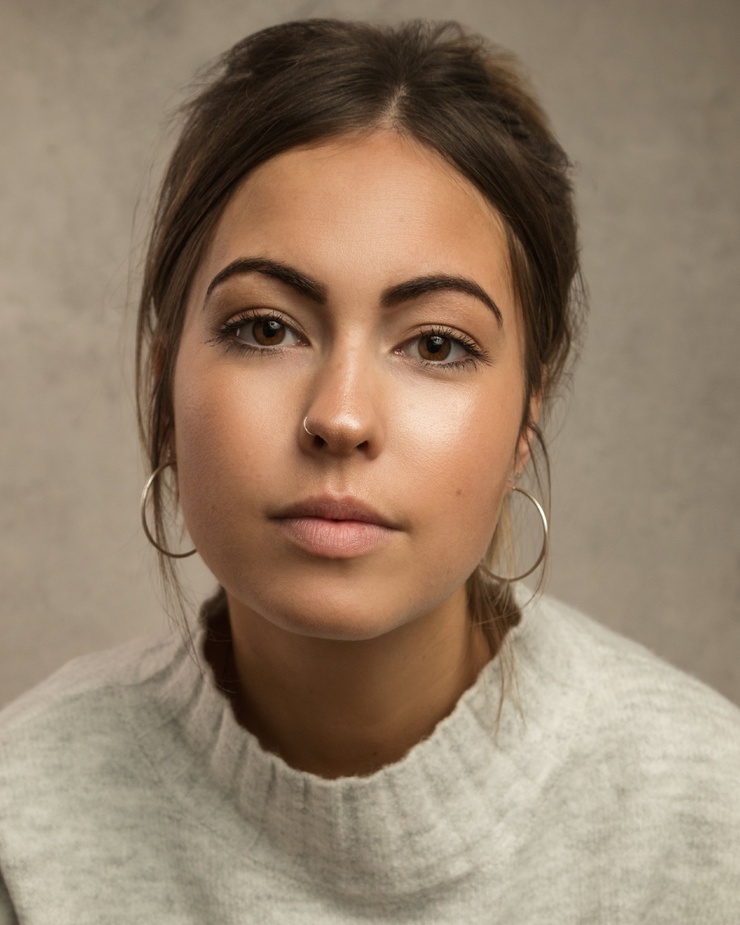 Picture of Rhiannon Clements