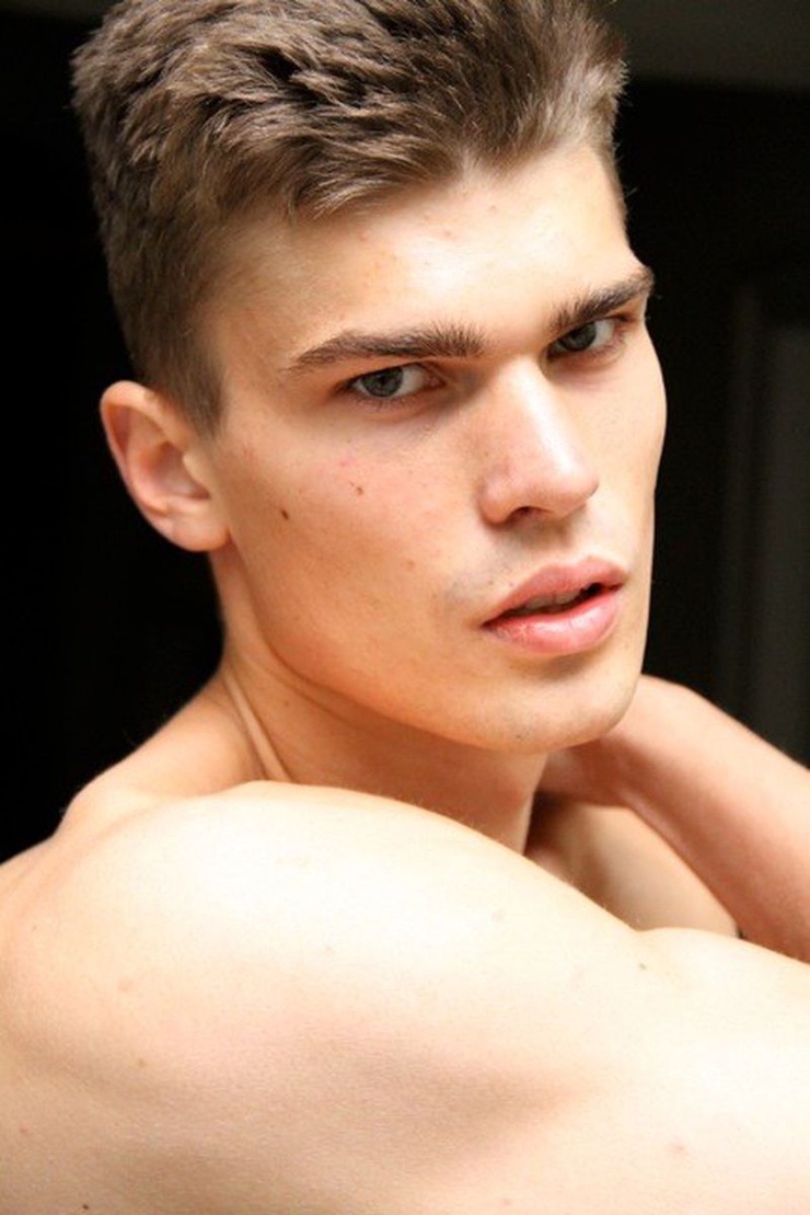 Image of Jon Hjelholt
