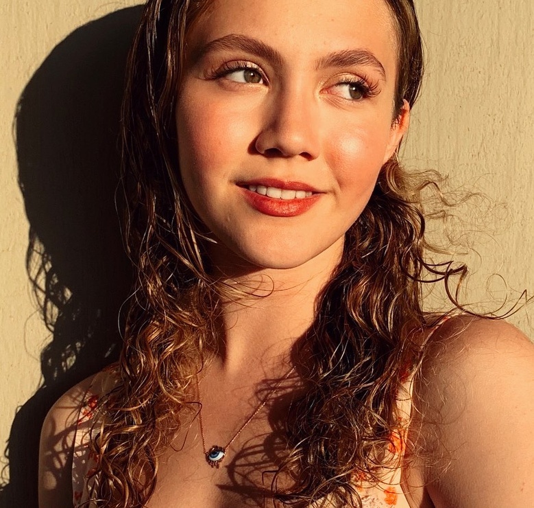 Picture of Iris Apatow