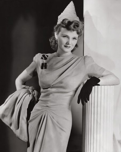 Image of Elizabeth Russell