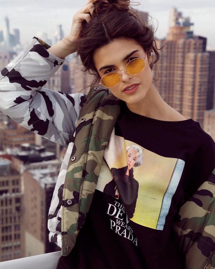 Picture of CAROL MENDES