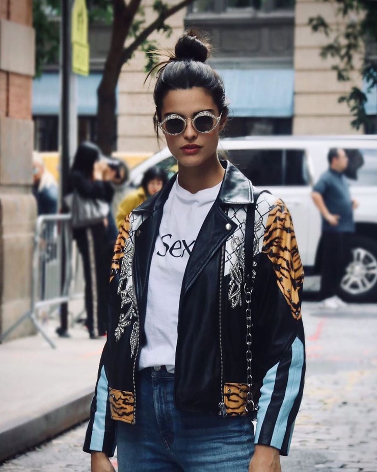 Image of CAROL MENDES