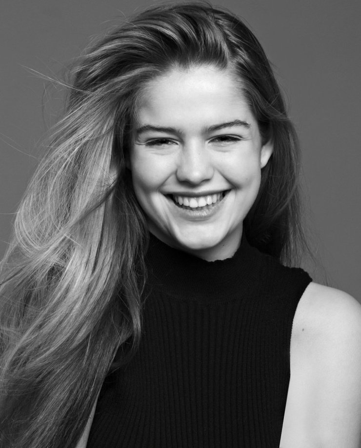 Sara Van Den Berg image