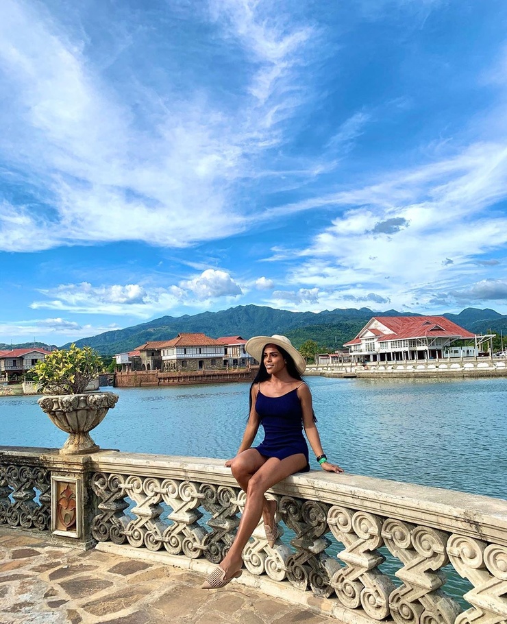 Image of Nikki Raven