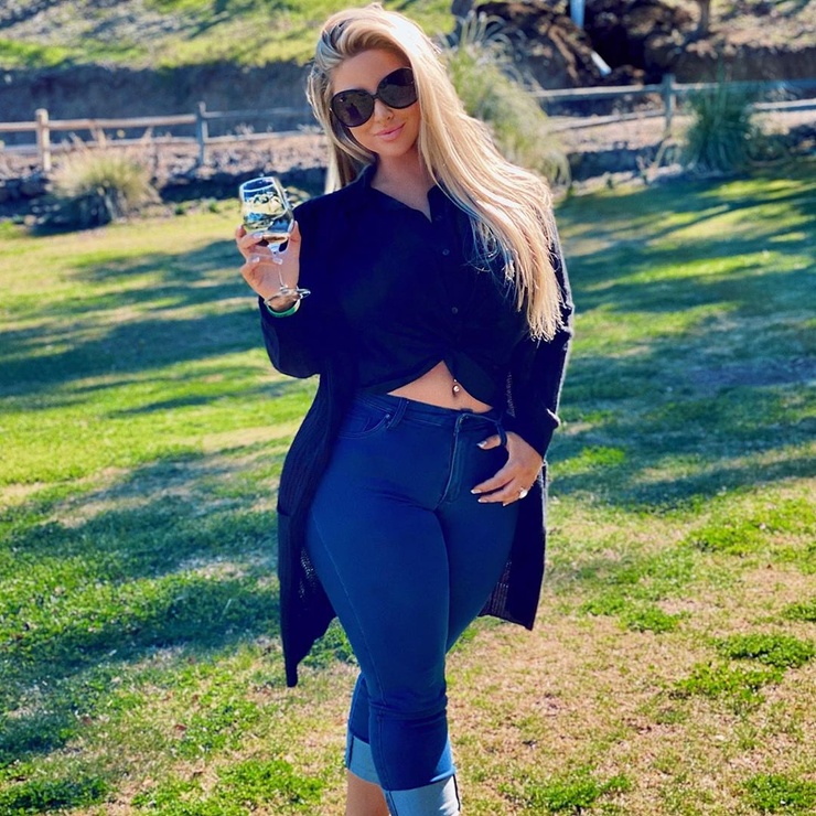 Ashley Alexis Smith picture