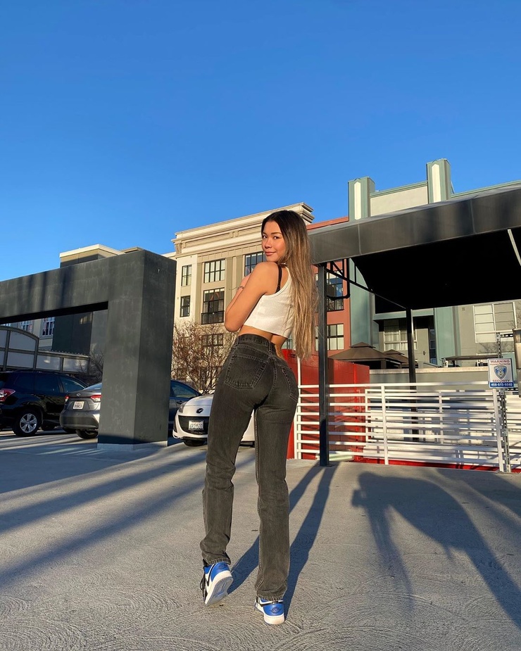 Picture of Meilani Parks