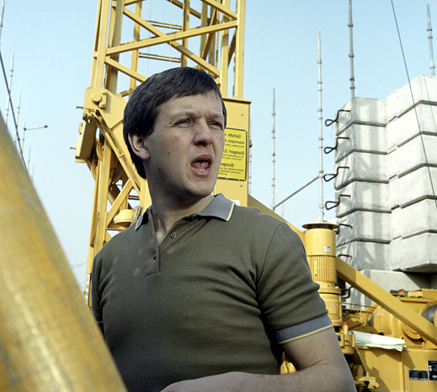 Kevin Whately picture