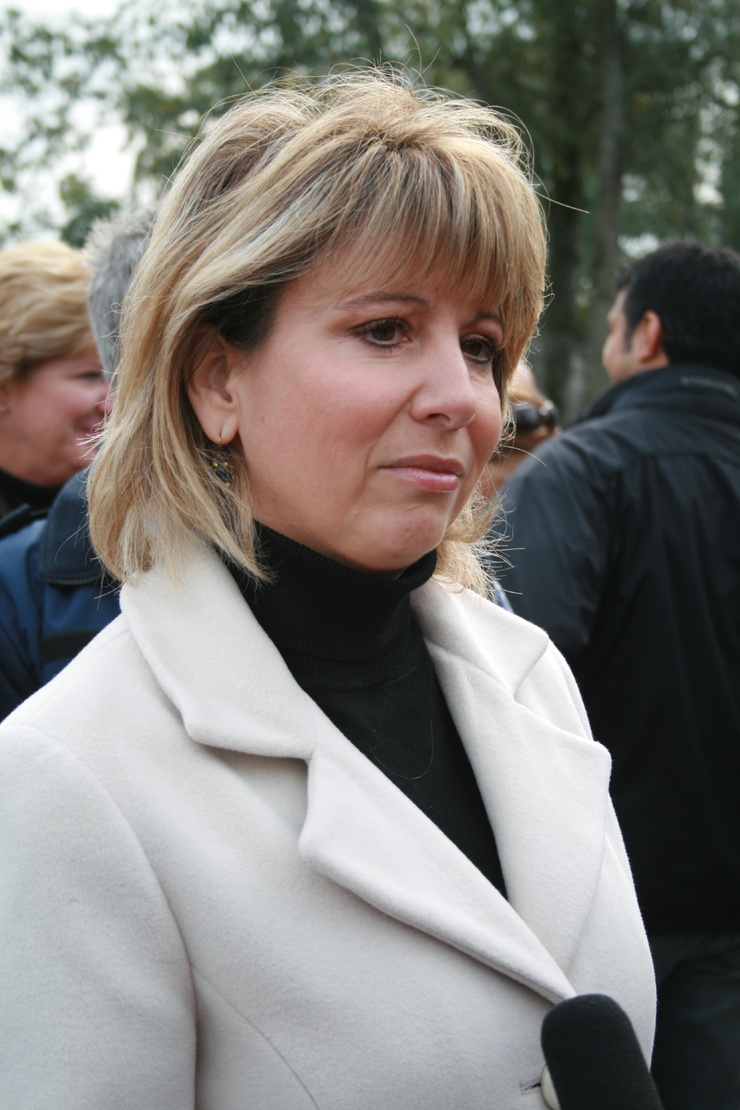 Picture of Dianne Watts