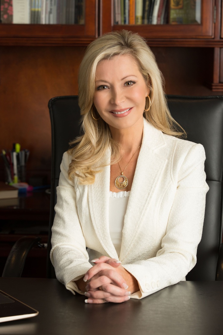 Catherine Bosley picture