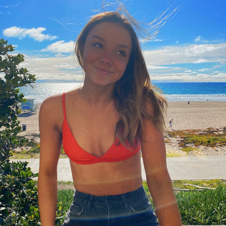 Mackenzie Aladjem image