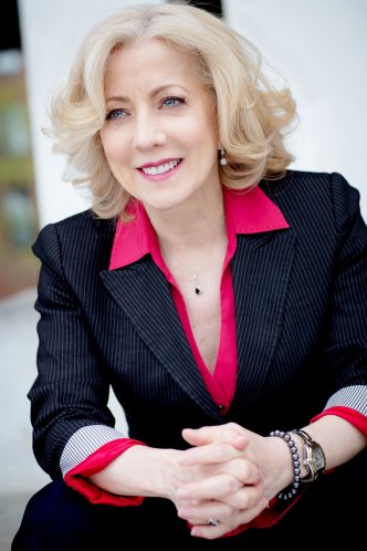 Picture of Beth Karas