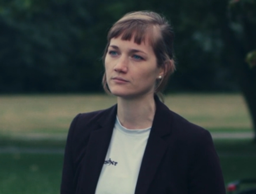 Johanna Miller image