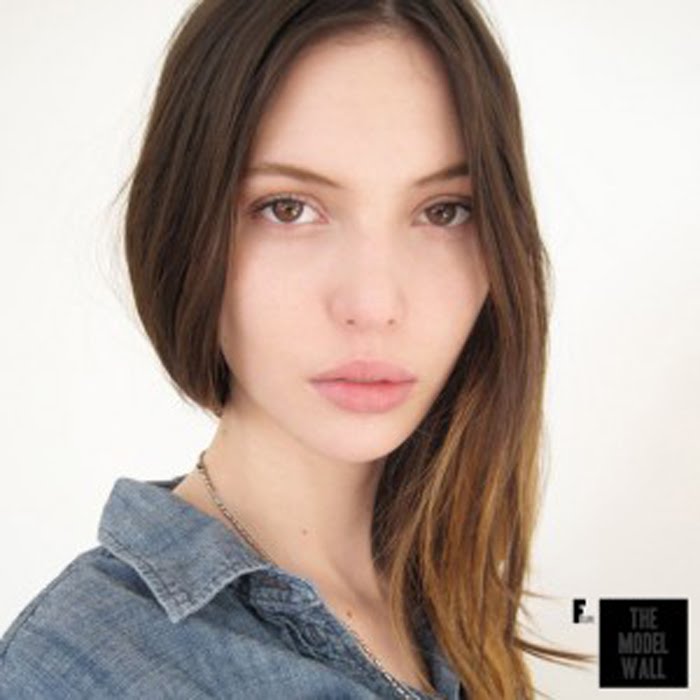 Ruby Aldridge picture