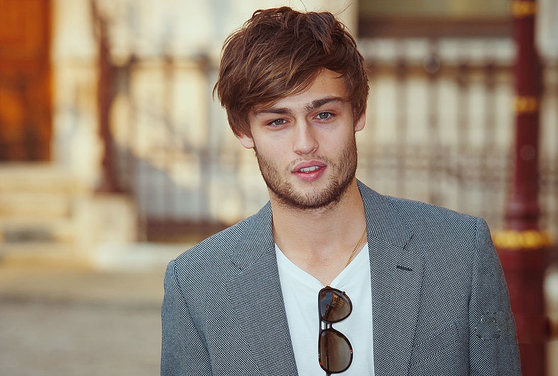 Picture of Douglas Booth