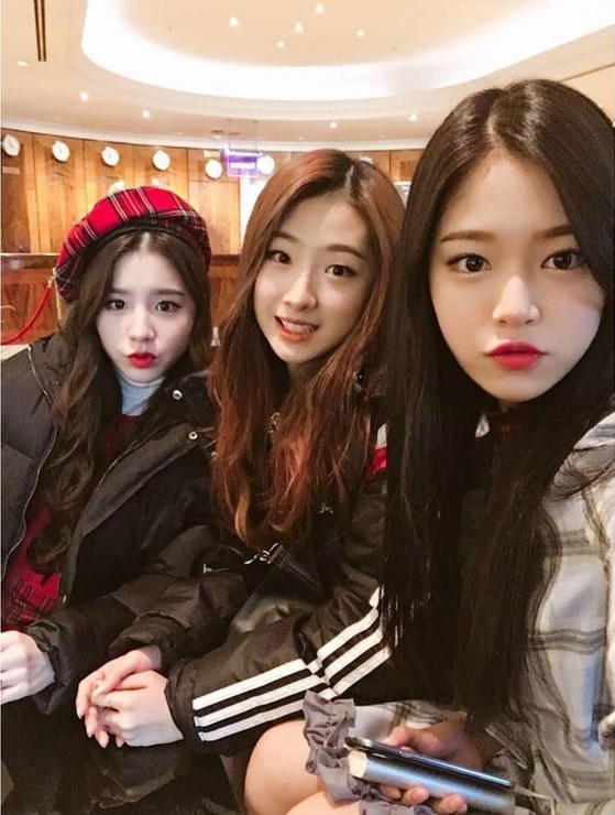 Picture of Loona 1/3