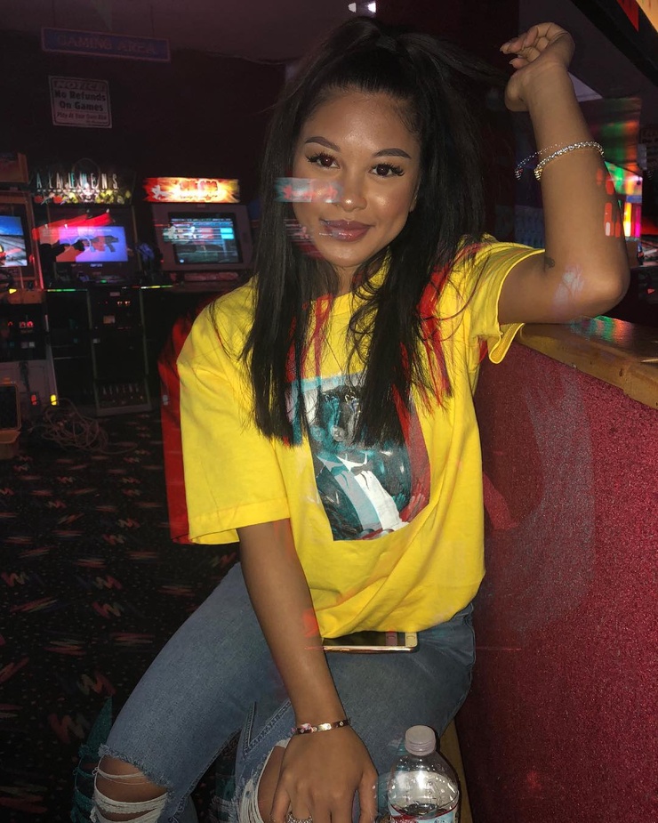 Picture of Ammika Harris