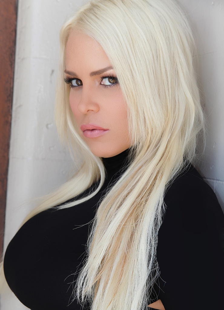 Picture of Bobbi Billard (I)