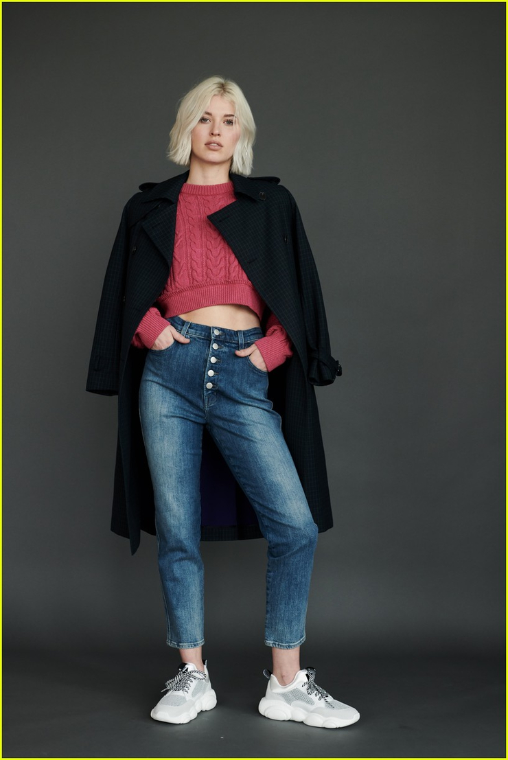 Picture of Sarah Grey