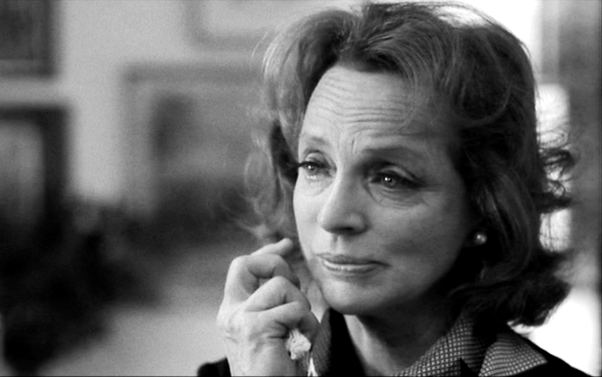 Beatrice Straight in Network