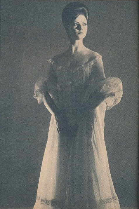 Picture of Mandy Rice-Davies