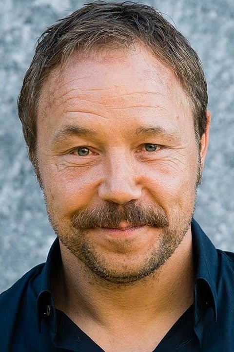 Stephen Graham image