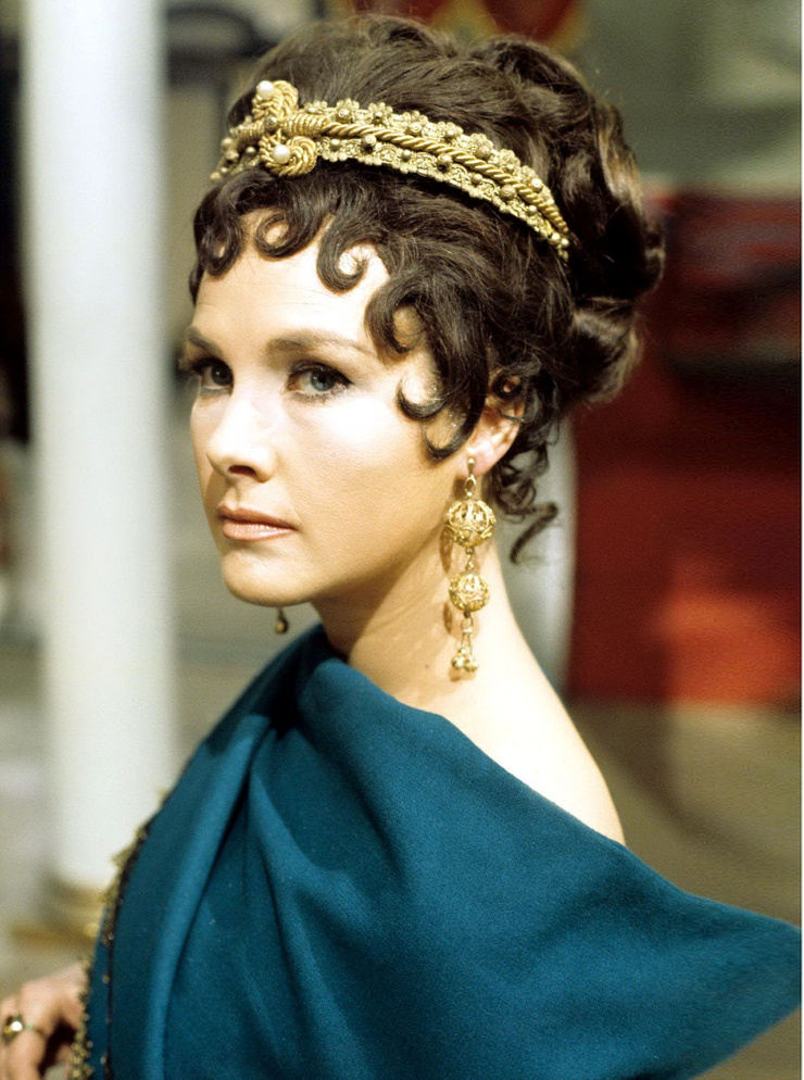 Picture of Wanda Ventham