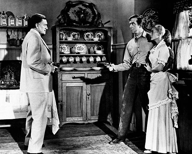Morris Ankrum, John Payne, Lizabeth Scott