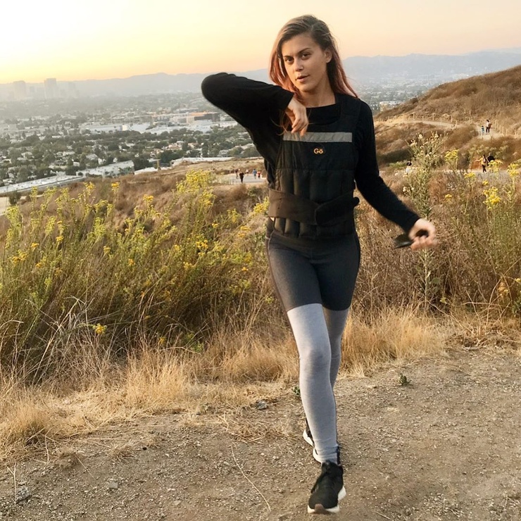 Picture of Lindsey Shaw