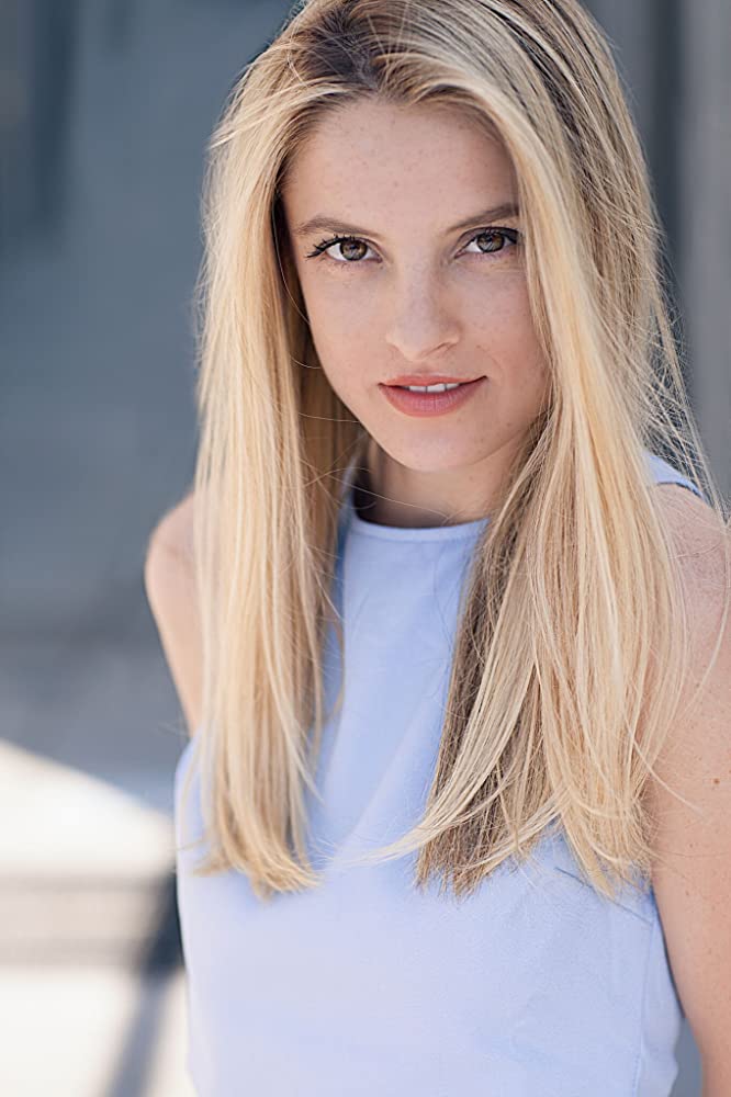 Picture of Cathryn Dylan