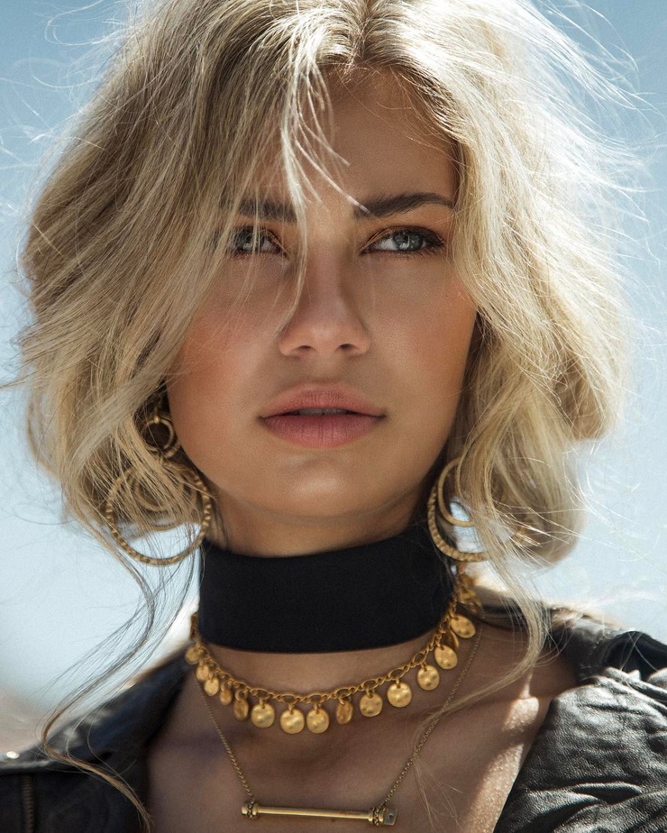 Picture of Elizabeth Jamrozy