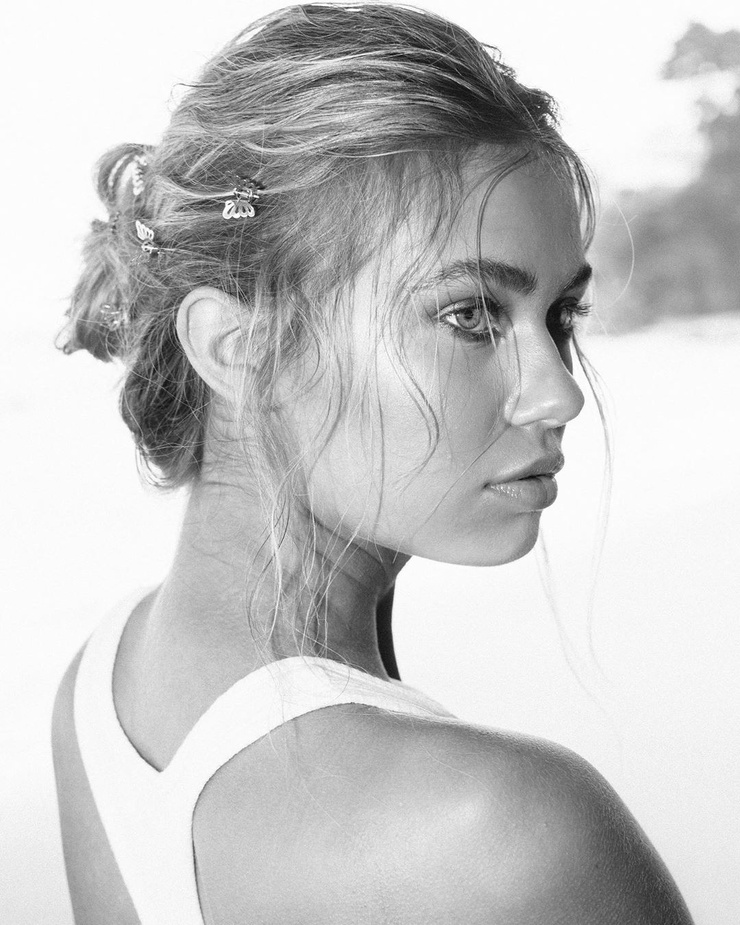 Picture of Elizabeth Jamrozy