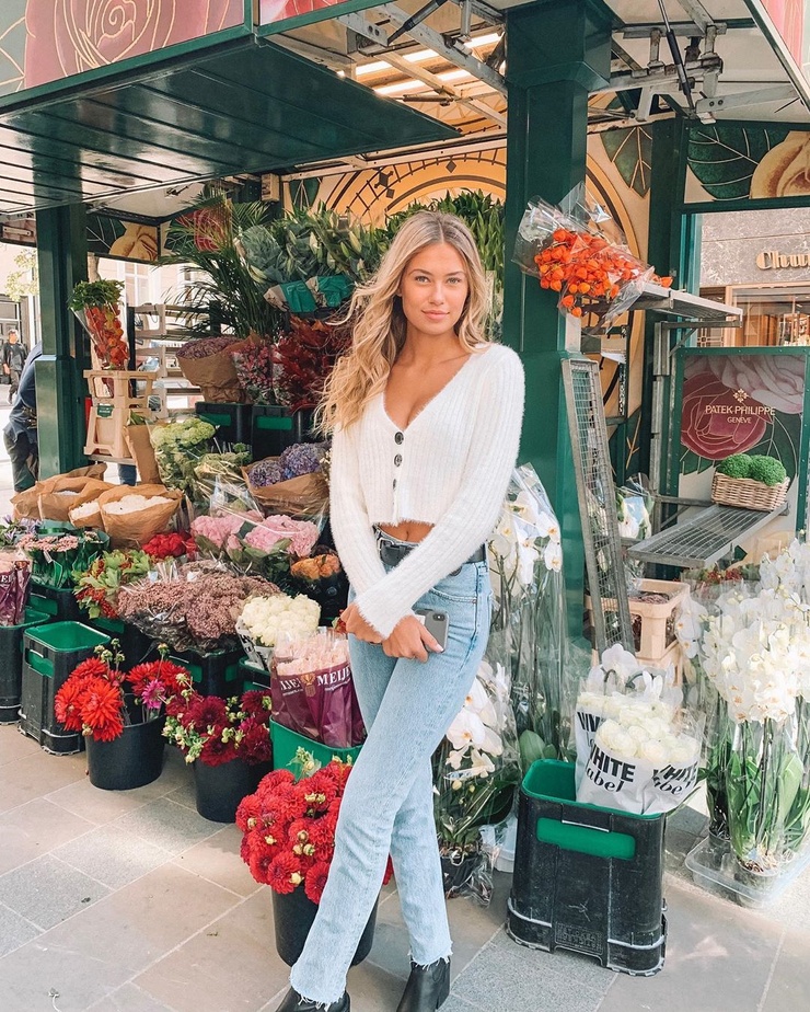 Picture of Elizabeth Jamrozy