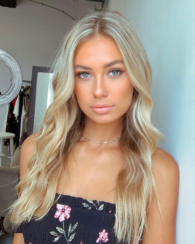 Picture of Elizabeth Jamrozy