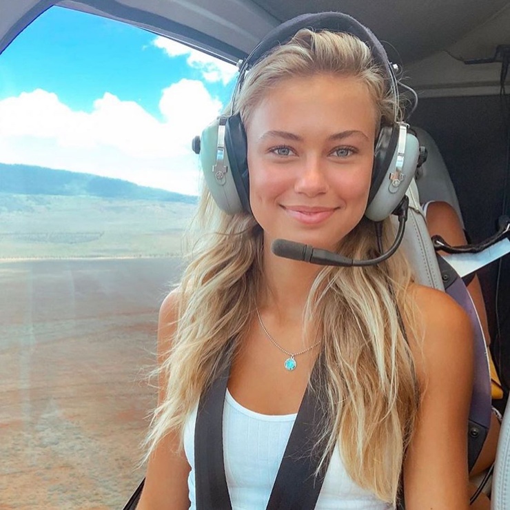 Picture of Elizabeth Jamrozy