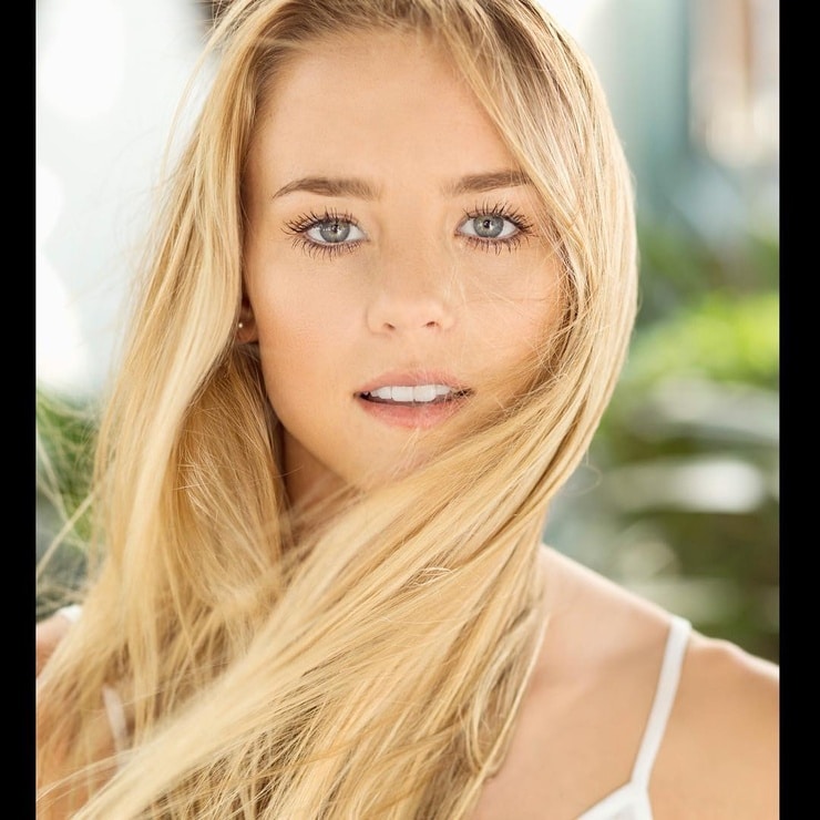 Amber Davis Image