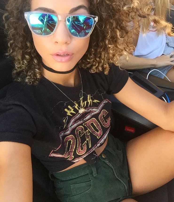 Picture of Amber Davis