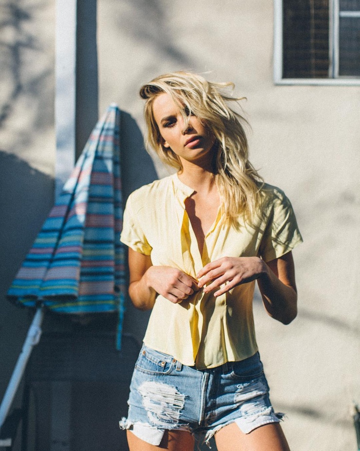 Picture of Amber Davis