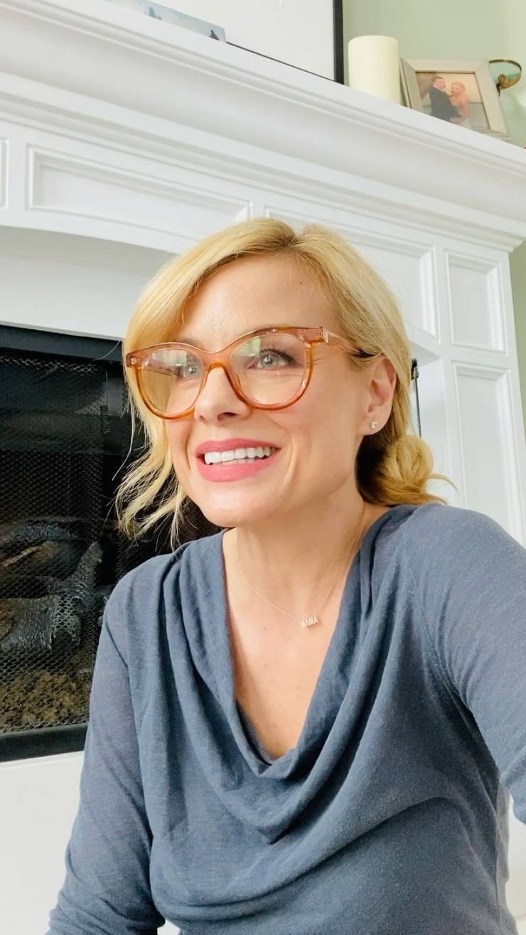 Jessica Collins image