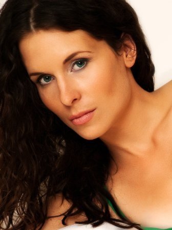 Picture of Holly Elissa