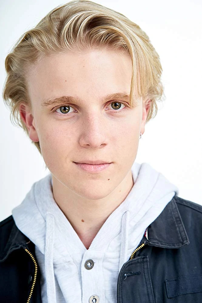 Picture of Miles Elliot