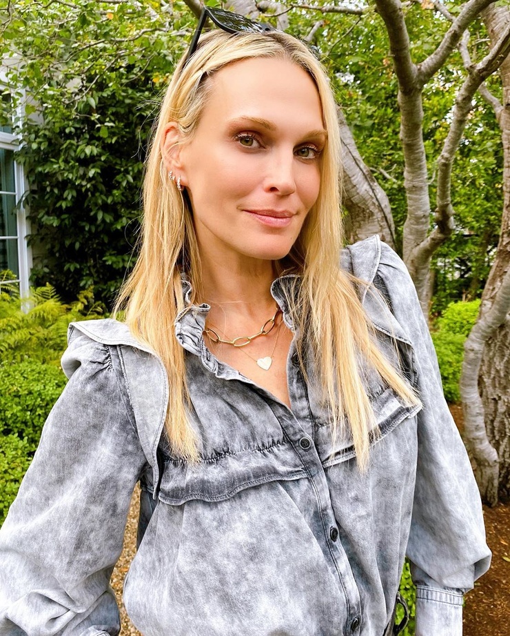 Picture of Molly Sims