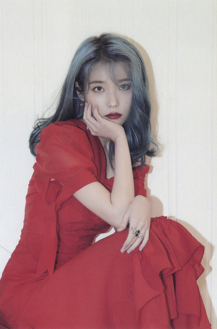 IU picture