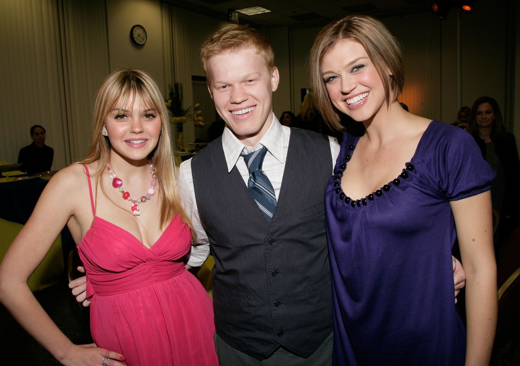 Picture of Aimee Teegarden