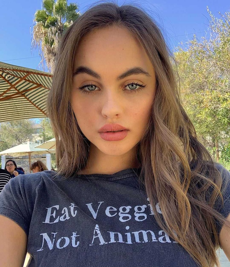 Picture of Lily Easton