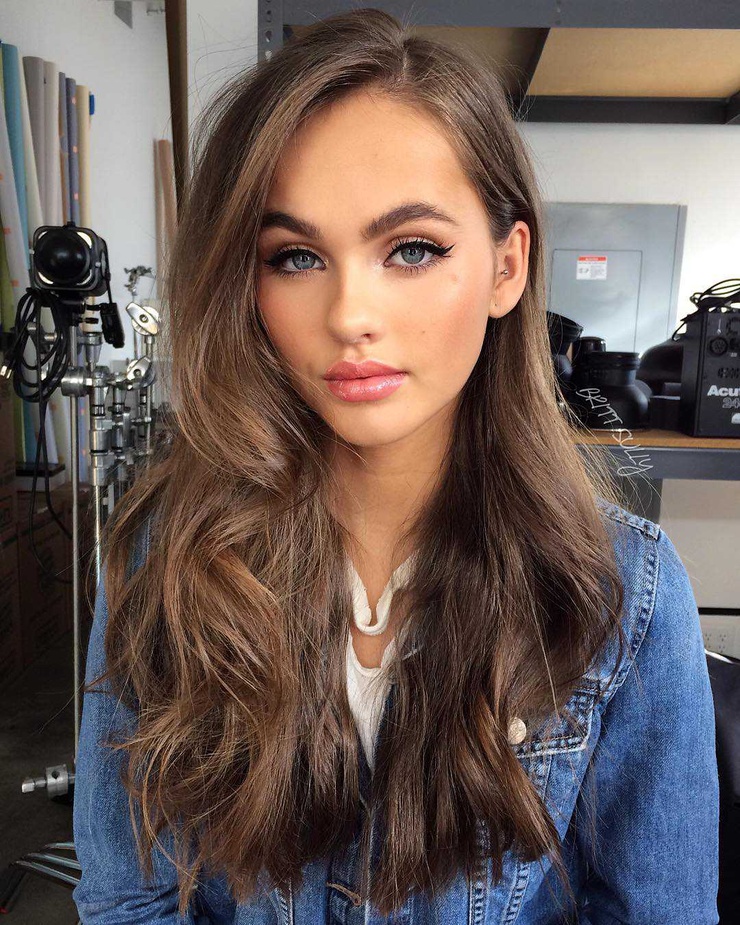 Picture of Lily Easton